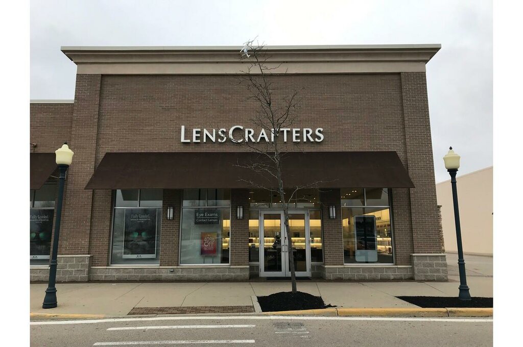Giyim mağazası LensCrafters, Ohio Eyaleti, foto