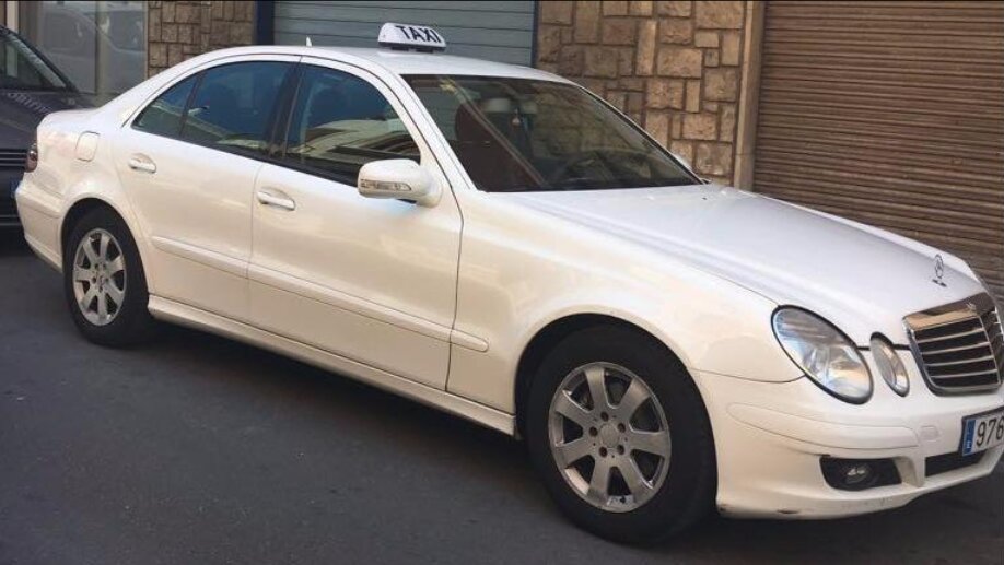 Taksi Taxi 24 Horas EN Alzira, Valensiya, foto