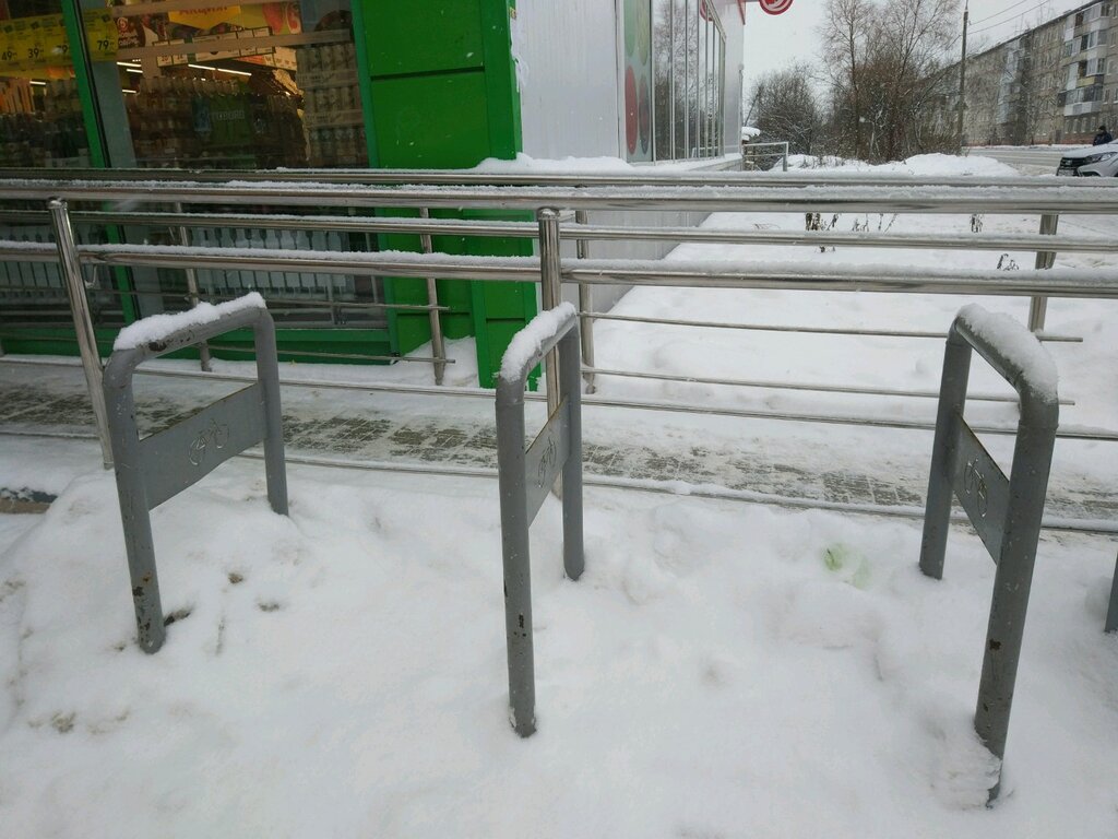 Bisiklet park yerleri Bicycle parking, Perm, foto