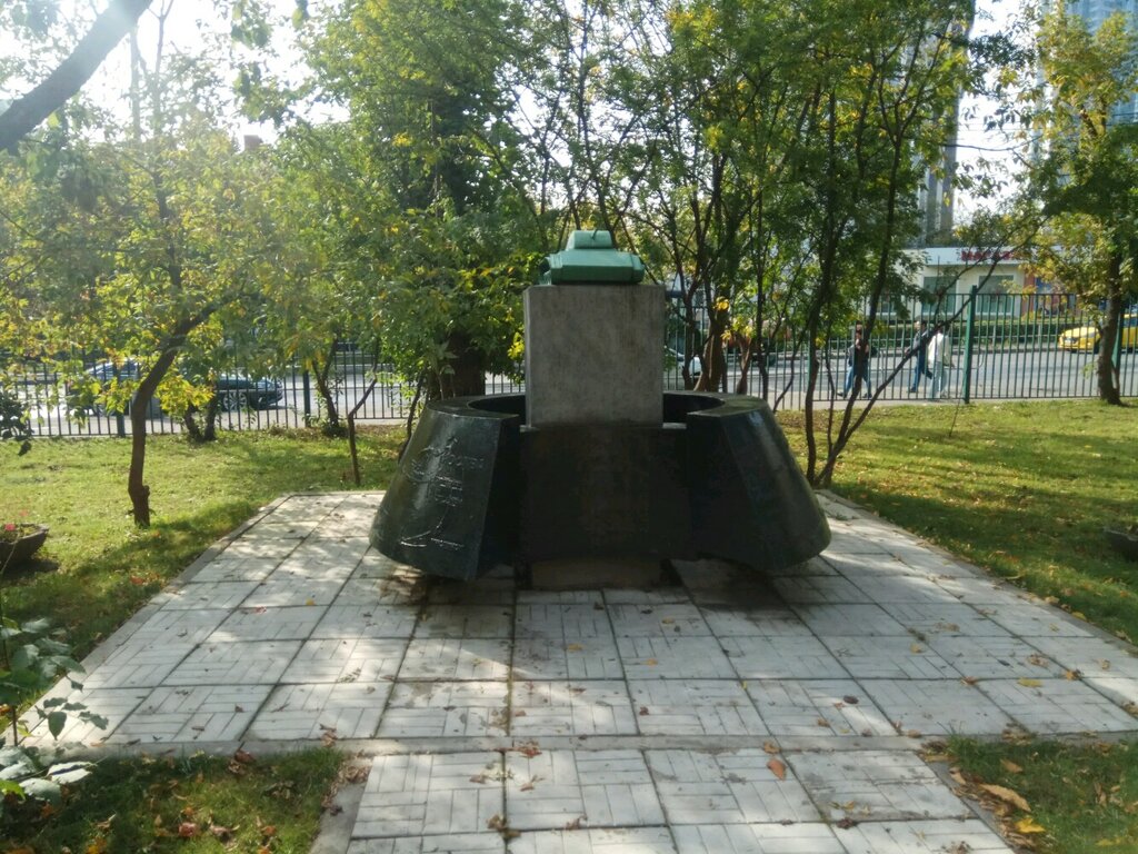 Anıt, heykel Памятный знак Прохоровское танковое сражение, Moskova, foto