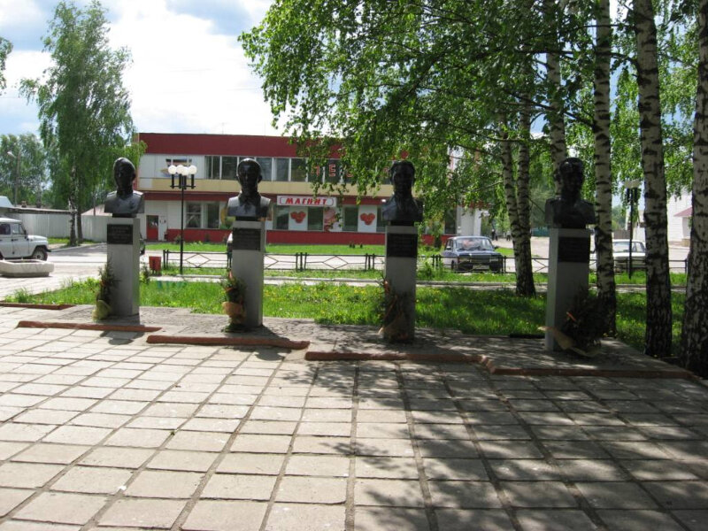 Anıt, heykel Вечный огонь, Penzenskaya oblastı, foto