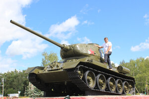 Танк Т-34 (Smolensk Region, Vyazemskiy District, Andreykovskoye selskoye poseleniye), teknoloji anıtı  Smolenskaya oblastından