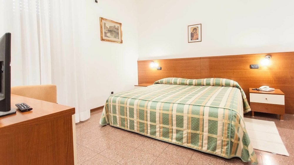 Otel Hotel Pandos, Emilia‑Romagna, foto