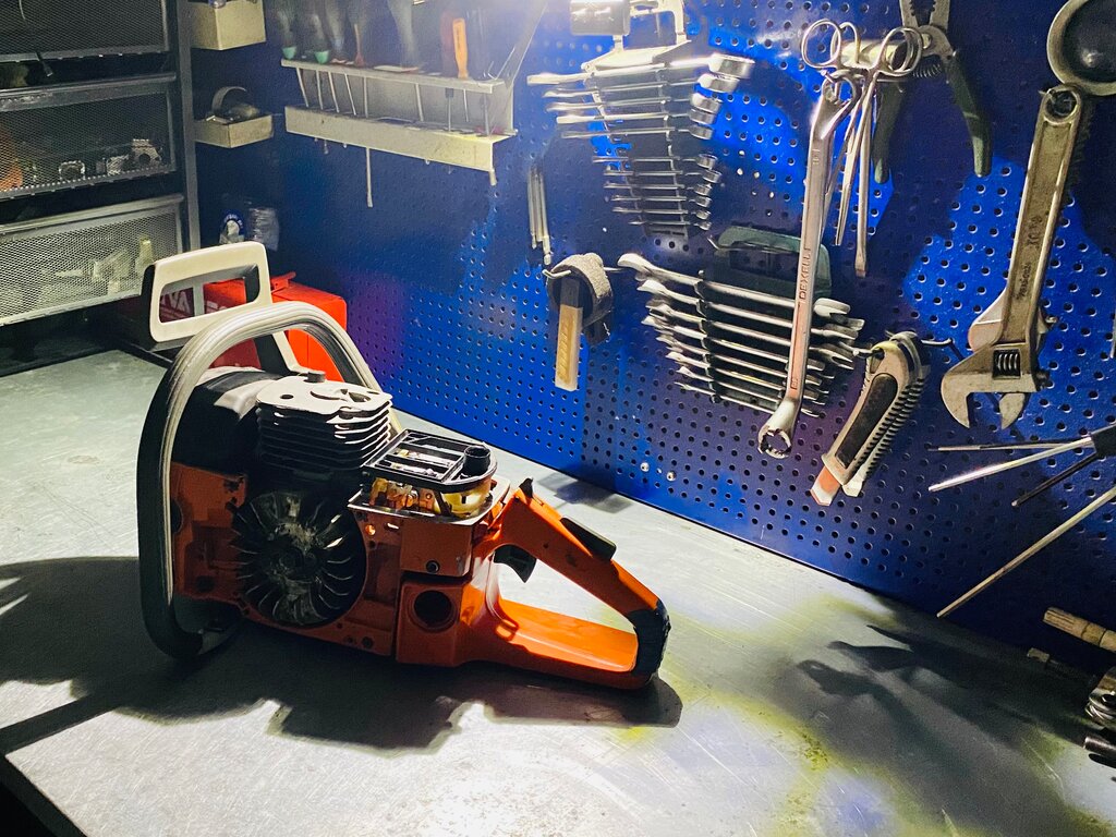 Bahçe ekipmanları tamiri Remont Benzo-Elektro instrumenta, Saint‑Petersburg, foto