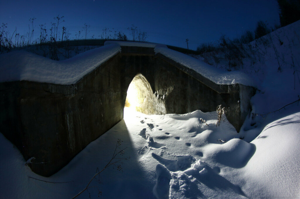Unutulmaz olayların yeri Дренажный тоннель арочного типа, Udmurtiya, foto