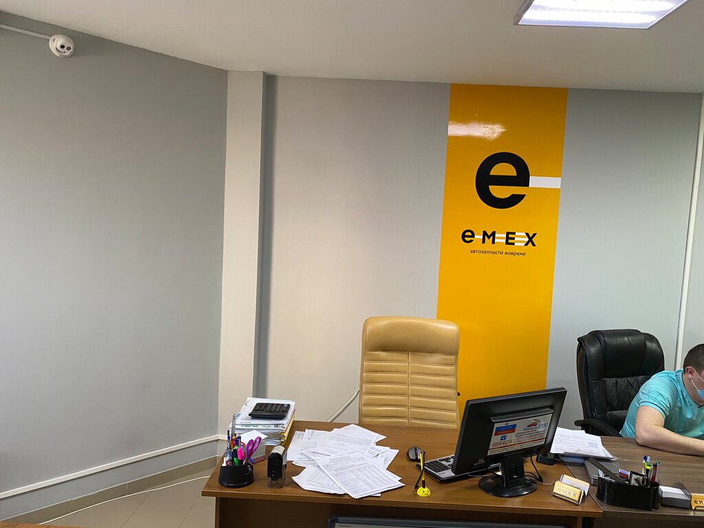 Otomobil yedek parçaları Emex, Irkutsk, foto