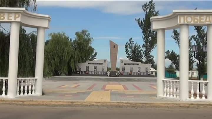 Anıt, heykel Погибшим односельчанам, Voronejskaya oblastı, foto