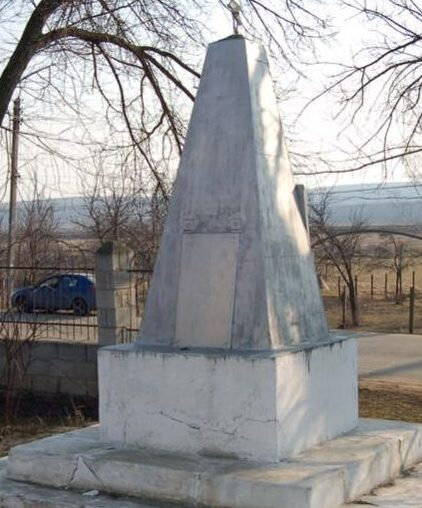 Anıt, heykel Братская могила, Transdinyester, foto