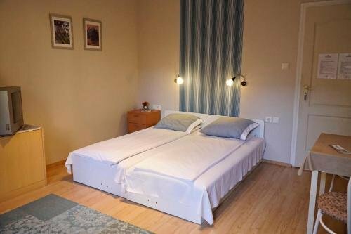 Otel Margareta Garden Panzio And SPA, Eger, foto