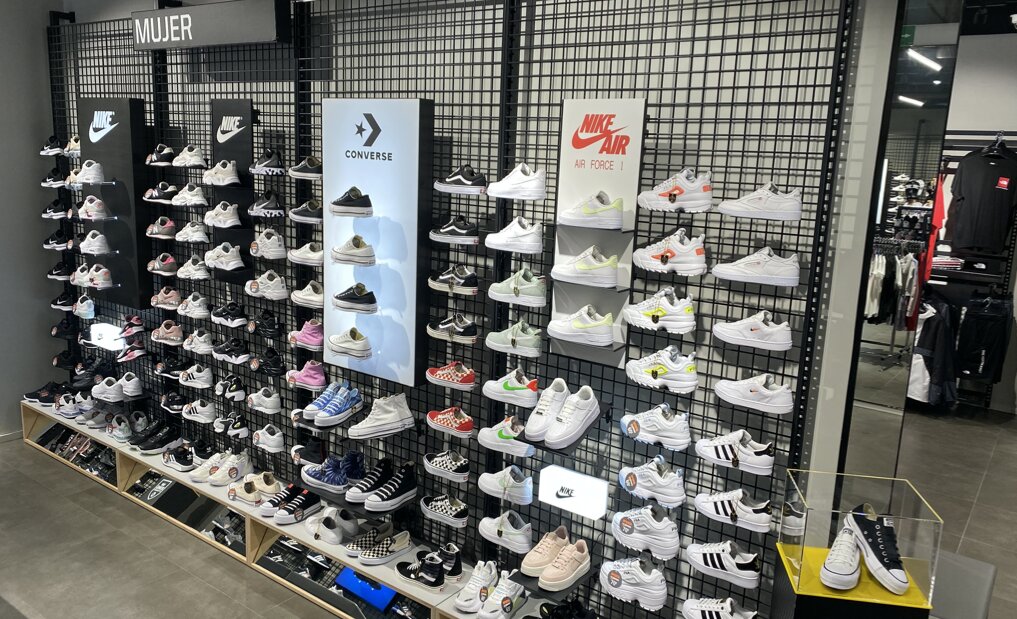 Giyim mağazası Jd Sports, Ceuta, foto