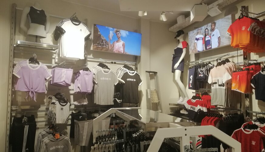 Giyim mağazası Jd Sports, Segovia, foto
