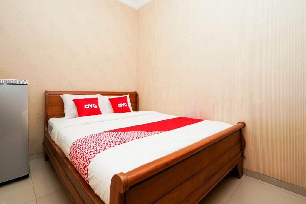 Otel Oyo 1986 Airdas, Surabaya, foto