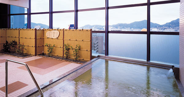 Fitness kulüpleri コナミスポーツクラブ 長崎, Nagasaki, foto