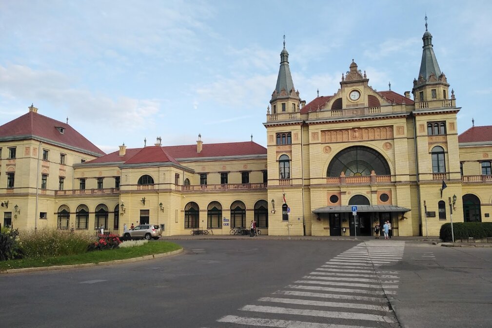 Tren istasyonu Pécs, Pecs, foto