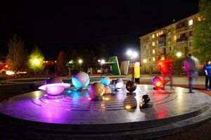 аллея Умников (Khanty-Mansi Autonomous Area, Beloyarskiy, alleya Umnikov), kültür ve eğlence parkları  Beloyarski'den