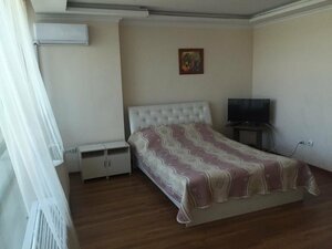 Hotel Tranzit (Stansıonnaıa kóshesi No:1), otel  Almatı'dan