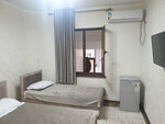 Komfort Gold Guest House (Alisher Navoi Avenue No:11), otel  Karşı'dan