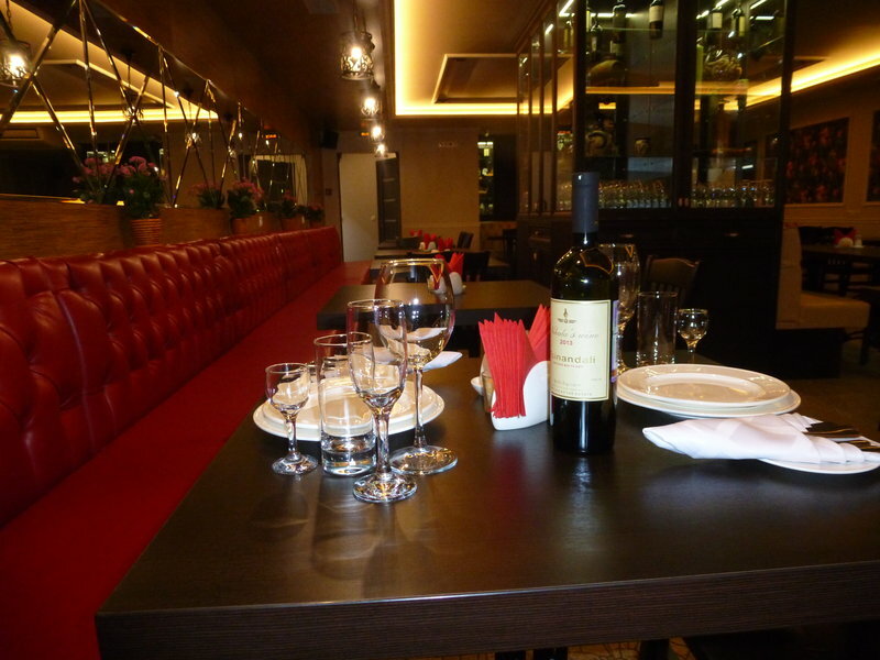 Bar Staryi lis, Pskov, foto