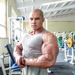 Iron addicts (Nezalezhnosti Square No:1), kişisel gelişim merkezi  Kiev'den