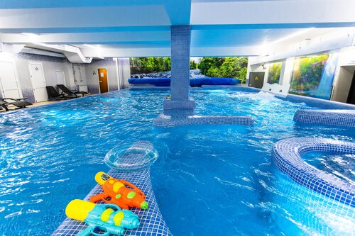 Yüzme havuzları Mini-hotel and aquatic center Yenisei, Krasnoyarski krayı, foto