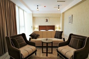 Hotel Liberty Theatre (Sulkhan-Saba Orbelianis Street No:4/2), otel  Tiflis'ten