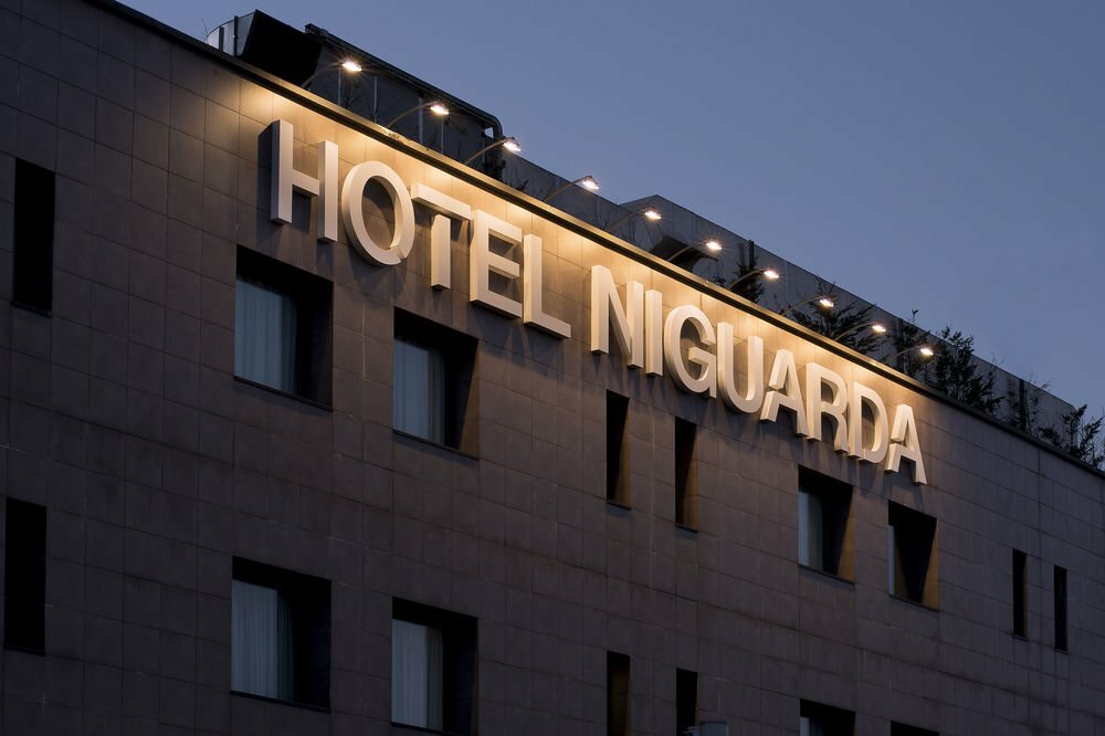 Otel Neo, Lombardiya, foto