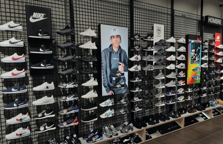 Giyim mağazası Jd Sports, Valensiya, foto