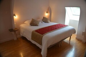 Friendly Home Bayeux (Square du Beau Regard No:3, Bayeux), otel  Bayeux'den