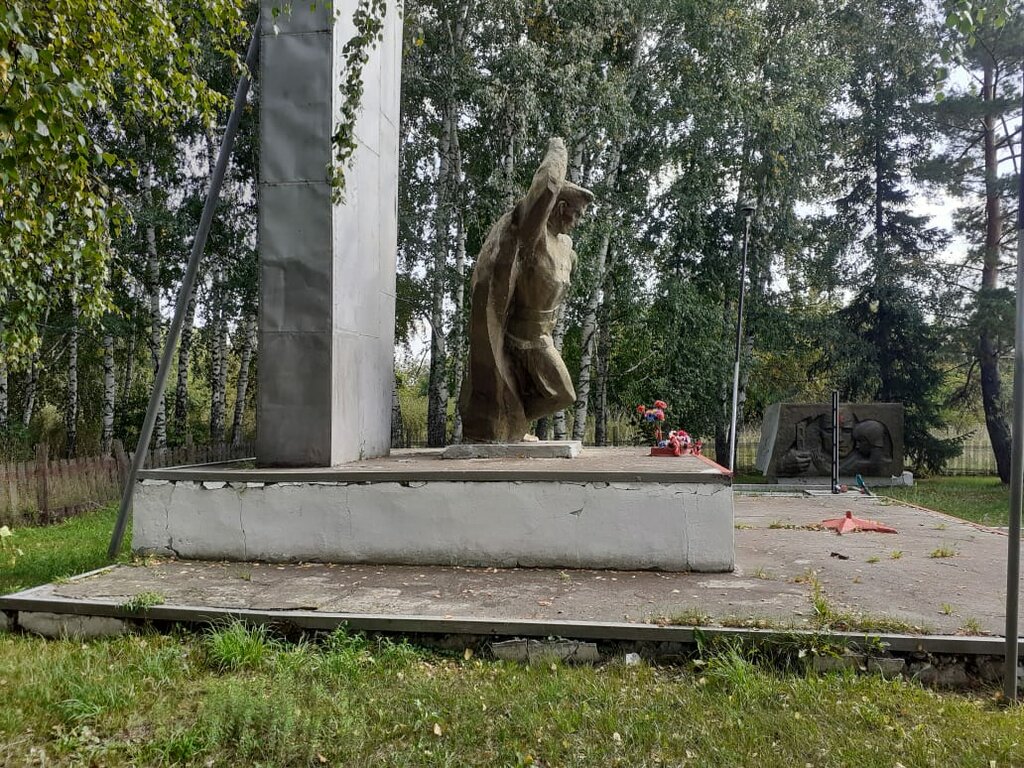Anıt, heykel Воинам, павшим в годы Великой Отечественной войны, Altayski krayı, foto