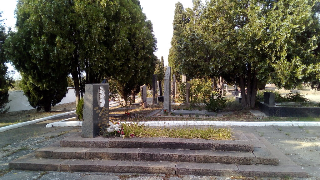 Ünlü kişilerin mezarları П.Ф. Горпищенко, Sevastopol, foto