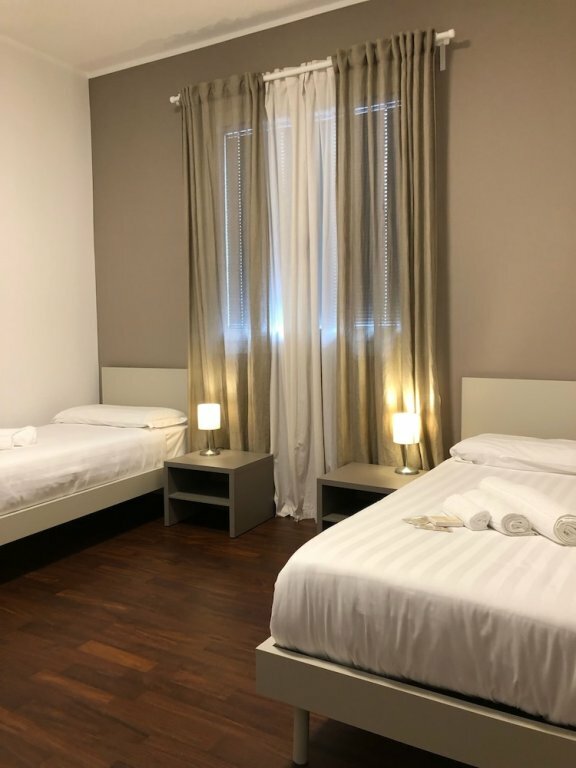 Otel Martini Suite, Milano, foto