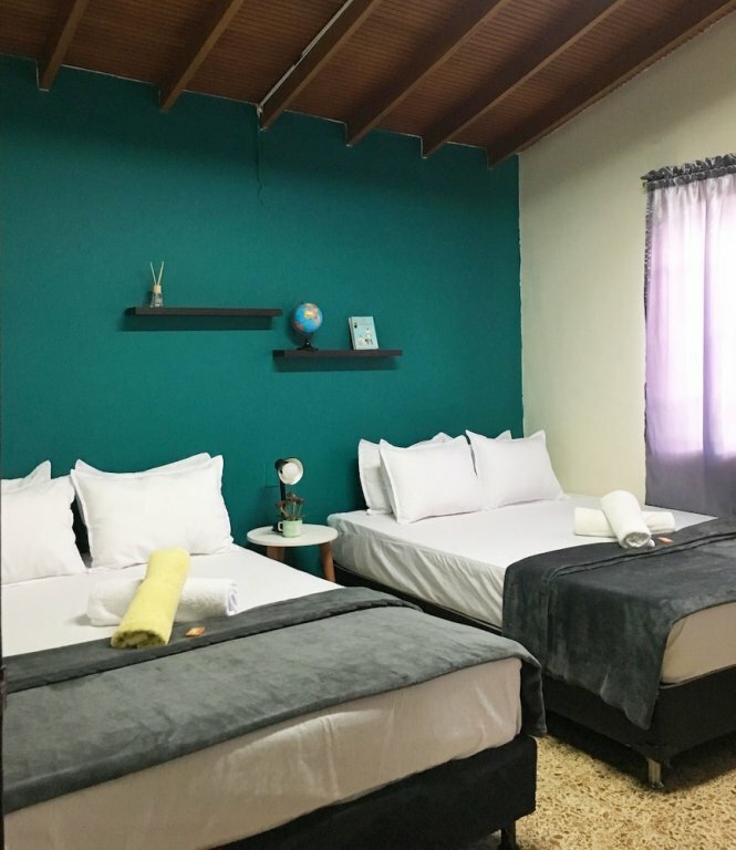 Otel Buntes Haus-Casa Hotel-Laureles Estadio, Medellin, foto