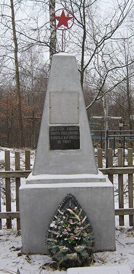 Anıt, heykel Братская могила, Vitebskaya oblastı, foto