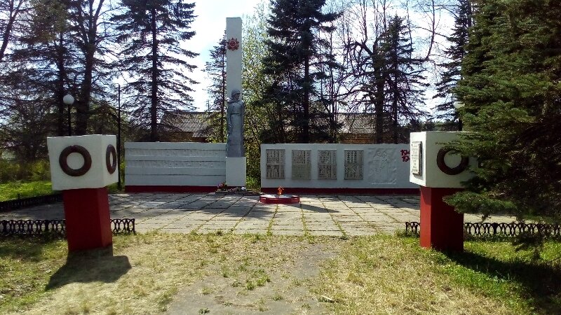 Anıt, heykel Обелиск Победы, Kostromskaya oblastı, foto