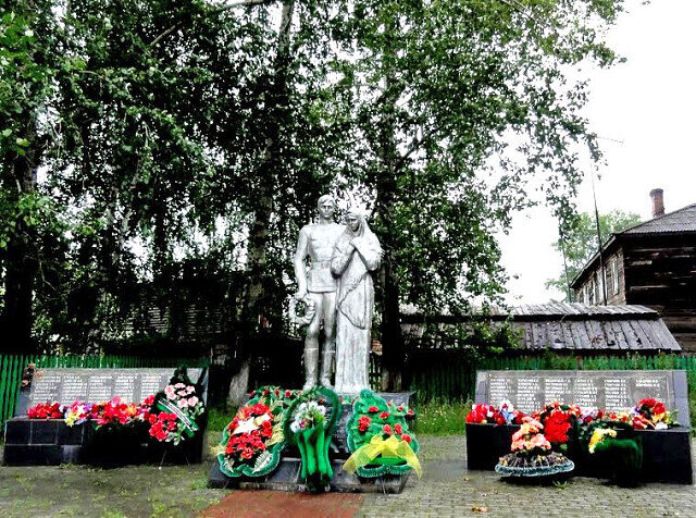 Anıt, heykel Погибшим стрелковчанам 1941-1945 гг, Krasnoyarski krayı, foto