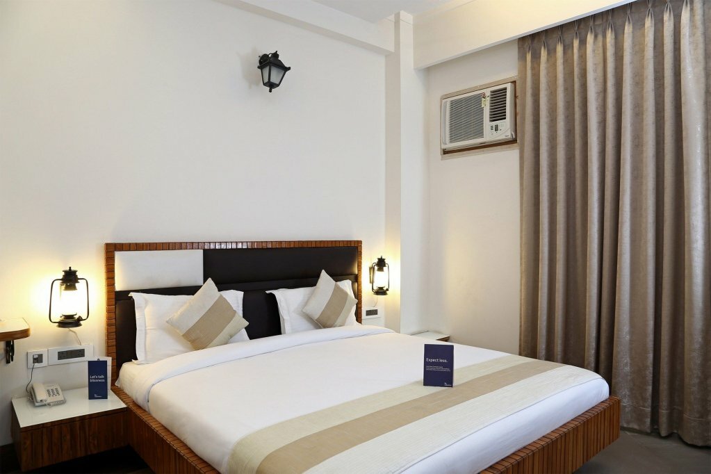 Otel Oyo Premium in Green Park Main Market, Delhi, foto