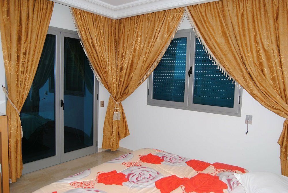 Otel Hotel Nahr El Founoun, Sfaks, foto