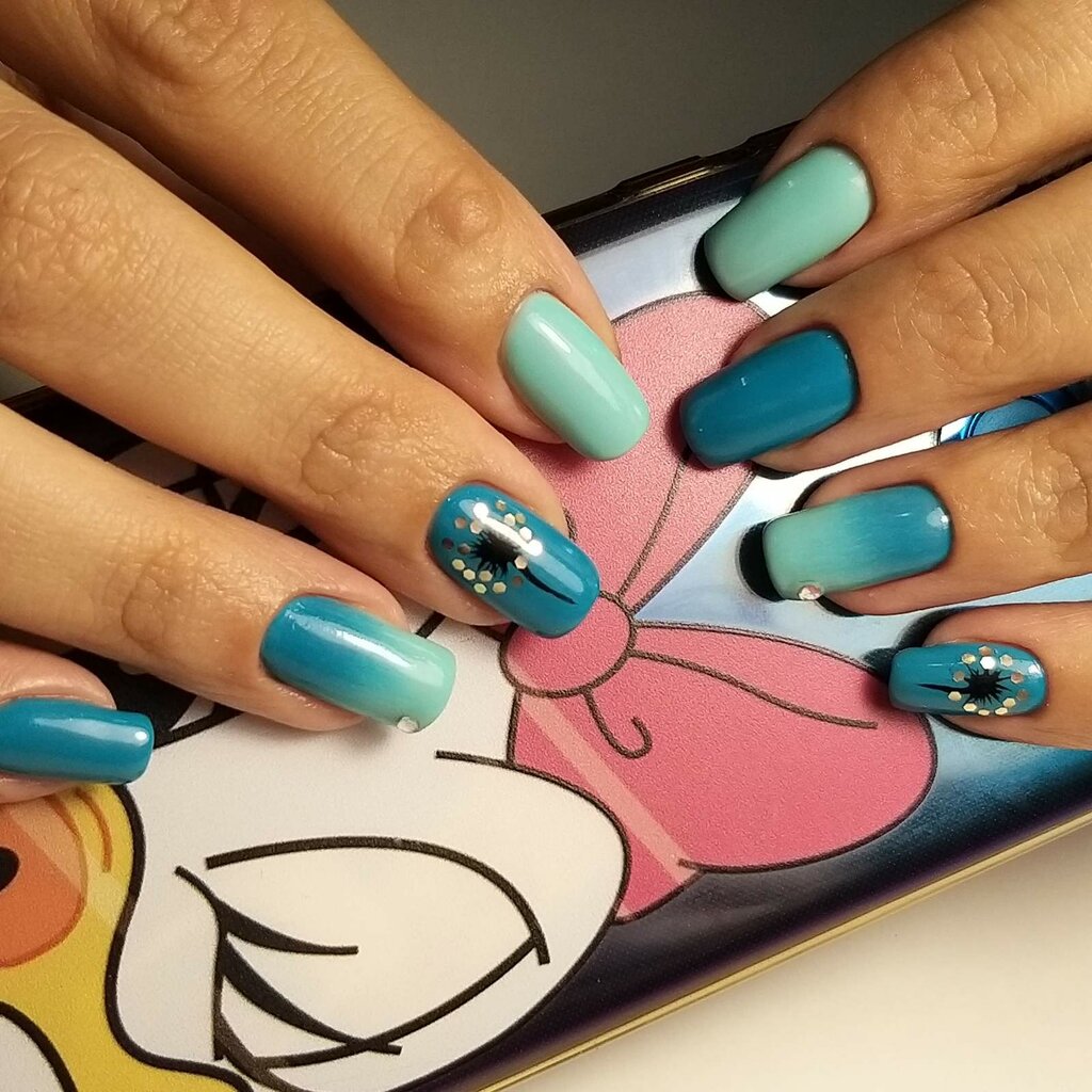 Manikür-pedikür Studio of nail service 𝓓𝓪𝔃𝔃𝓵𝓲𝓷𝓰 𝓝𝓪𝓲𝓵𝓼, Balakovo, foto