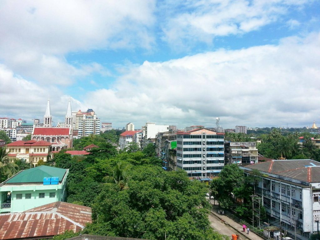 Otel Grand Laurel Hotel, Yangon, foto