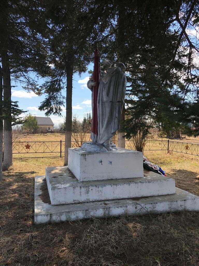 Anıt, heykel Братская могила погибших воинов РККА, Moskova ve Moskovskaya oblastı, foto