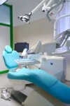 Dentaclinic SAS (Lombardy, Provincia di Milano, Lainate, Rho), özel ağız ve diş sağlığı klinikleri ve muayenehaneleri  Lombardiya'dan