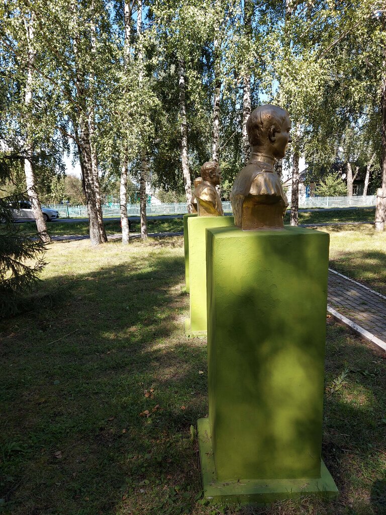 Anıt, heykel Бюст П.А. Макарова, Mordovya, foto