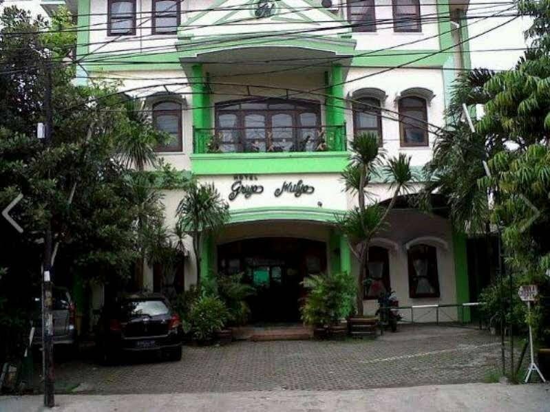 Otel Griyo Mulyo Hotel Surabaya by RedDoorz, Surabaya, foto