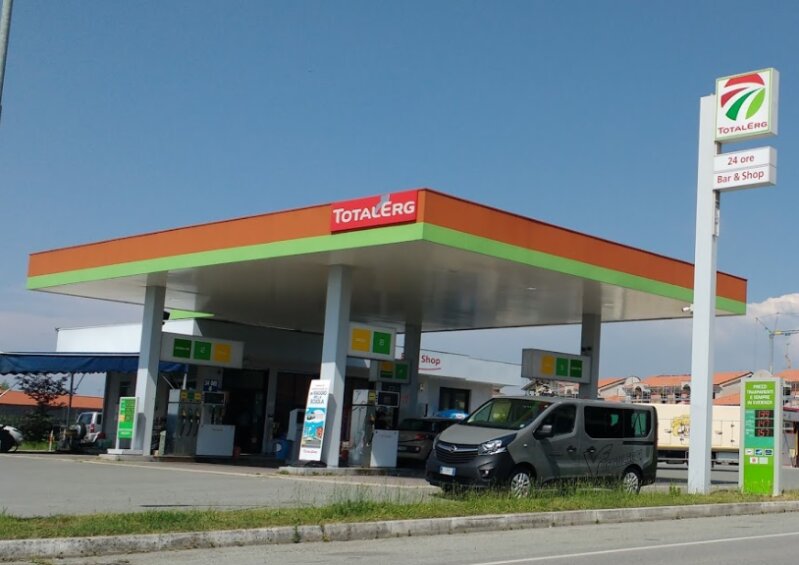 Otogaz dolum istasyonu Distributore Ip, Piyemonte, foto