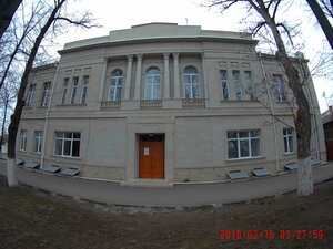 Дворец детско-юношеского творчества (Moskovskaya ulitsa No:43), tiyatrolar  Bender'den