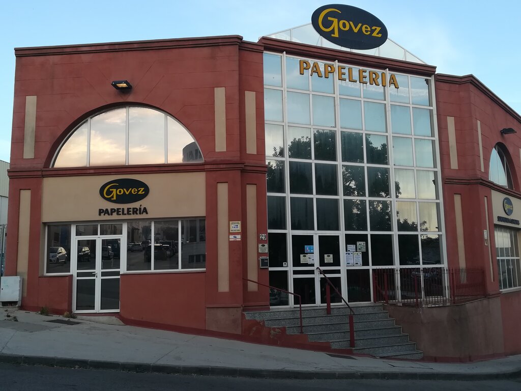 Kırtasiyeler Govez Papelería, Torremolinos, foto
