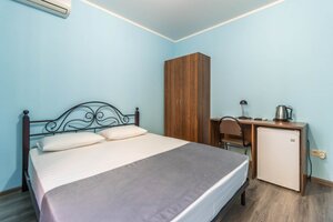 Dalny Vostok (Tolstogo Street No:31), otel  Gelencik'ten