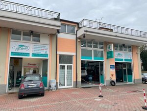 Autofficina Ferraro (Liguria, Provincia di Savona, Albenga), otomobil servisi  Albenga'dan