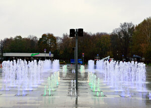 Fountain (Moscow, Severniy Administrative Okrug, Levoberezhniy District), çeşme  Moskova'dan