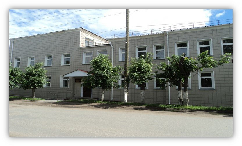 Meslek yüksekokulu Yaransky tekhnologichesky tekhnikum Kogpoau, Yaransk, foto